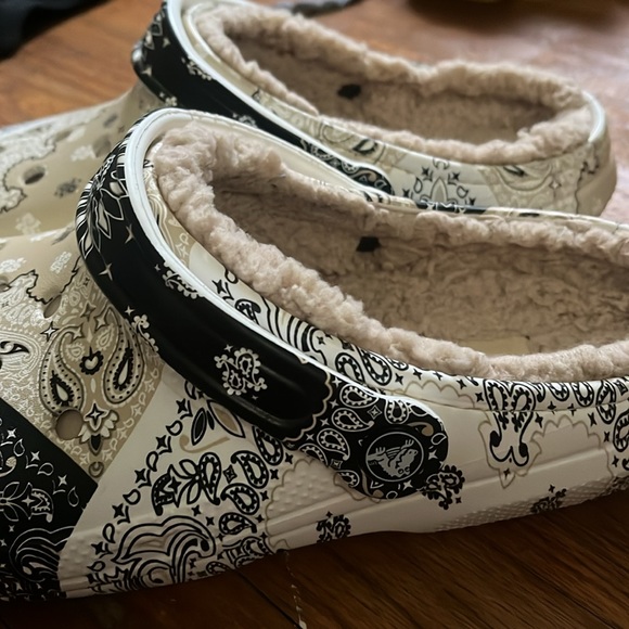 CROCS | Shoes | Authentic Crocs Only Worn Once | Poshmark